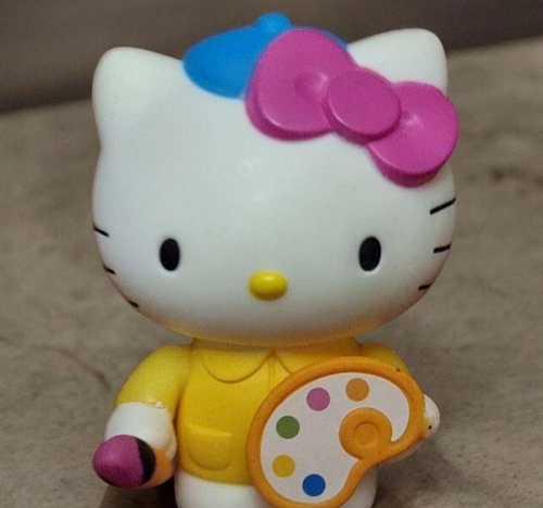 Игрушка Hello Kitty художник макдональдс