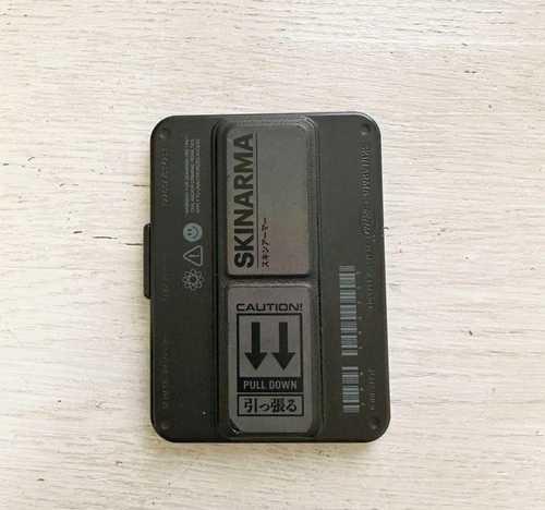 Картхолдер skinarma magsafe