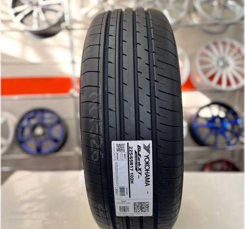 Yokohama BluEarth-XT AE61 225/65 R17 102H