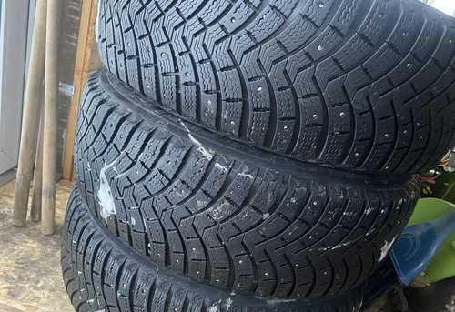 Michelin 4X4 A/T 235/65 R17
