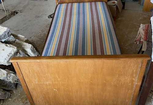 Кровать деревянная СССР