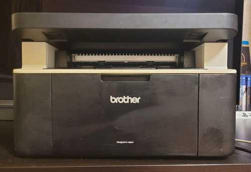 Мфу Brother DCP-1612WR