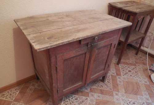 Старинный кухонный стол-тумба из дерева