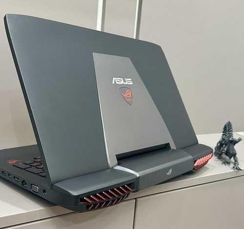 Asus ROG 17.3/i7/32gb/GTX 4gb/ssd 2tb/ips