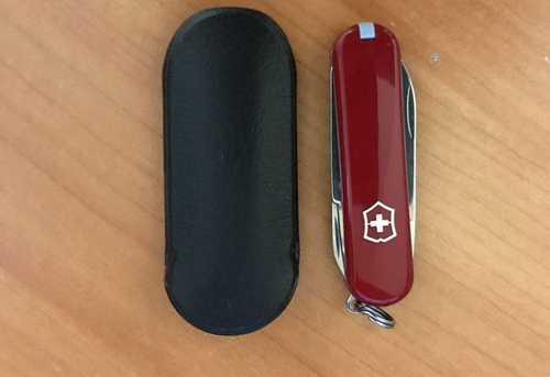 Нож Victorinox Classic, 58 мм, 7 функций, красный