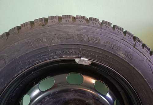 Ikon Tyres Nordman 5 195/65 R15 95T
