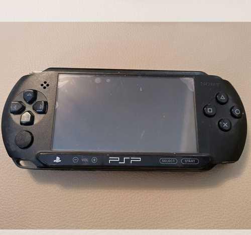 Sony psp e 1008