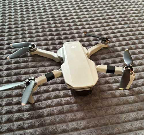 Квадрокоптер dji mini se