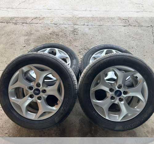 Летние колеса Ford Focus 215/55 R16 оригинал