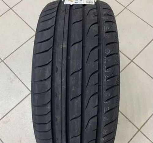 Evergreen EU728 245/40 R20 99W