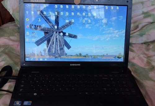 Laptop Samsung NP-R580