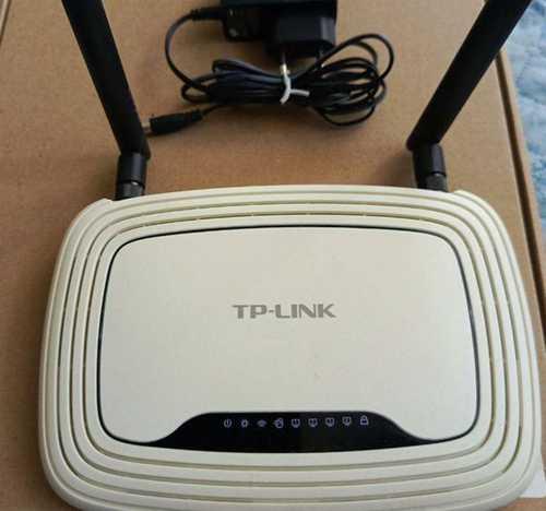 Роутер TP-link TL-WR841ND