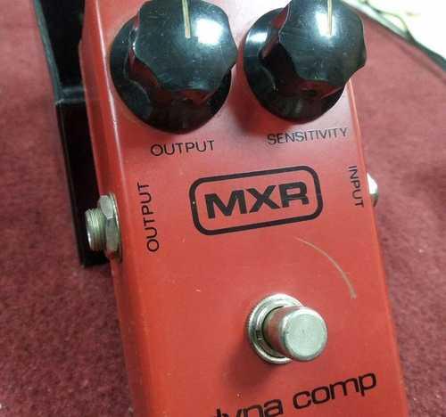 Педаль эффектов для электрогитары MXR