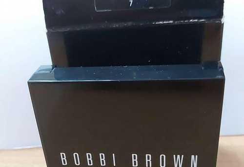Многофункциональная пудра Bobbi Brown brightening