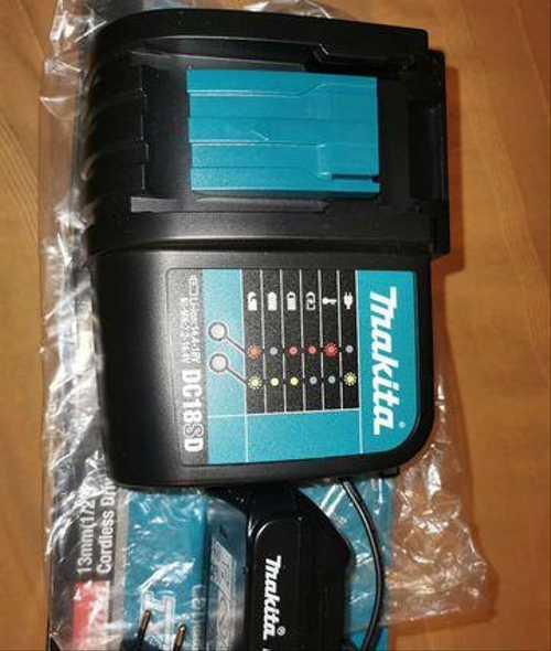 Зарядное устройство Makita dc18sd