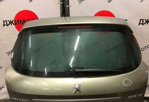 Крышка багажника Peugeot 308 SW 2012 дефект