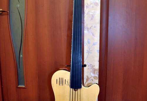 Продаю безладовую басгитару Godin A5 Fretless