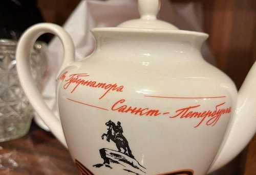 Заварочный чайник 65 лет Победы от губернатора СПб