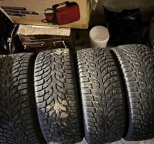 Kumho WinterCraft Ice Wi32 2.25/4.5 R17 23G