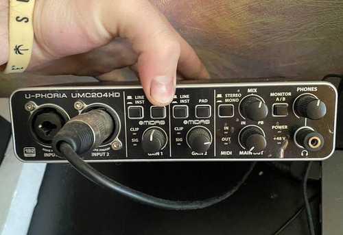 Звуковая карта behringer umc 204hd