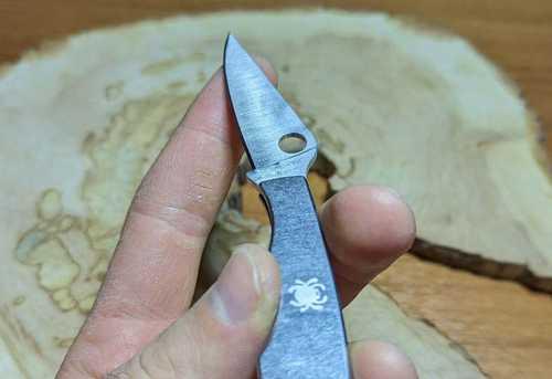 Нож брелок spyderco