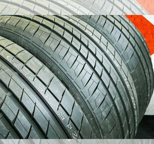 Kapsen RS26 Practical Max HP 265/45 R21 152Y