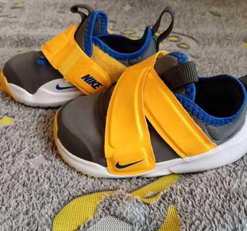 Кроссовки детские nike flyease оригинал
