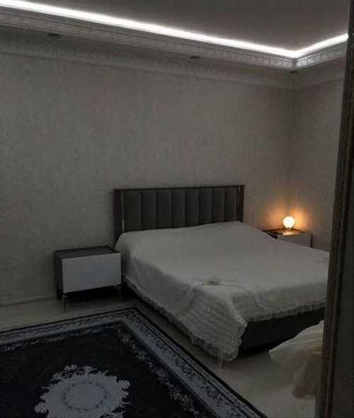 Спальня с двуспальной кроватью
