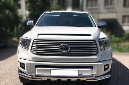 Защита переднего бампера d-76 Toyota Tundra 2014+