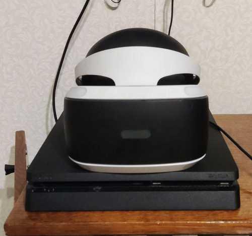 Ps4 slim 500gb и psvr v2 (+40 игр)