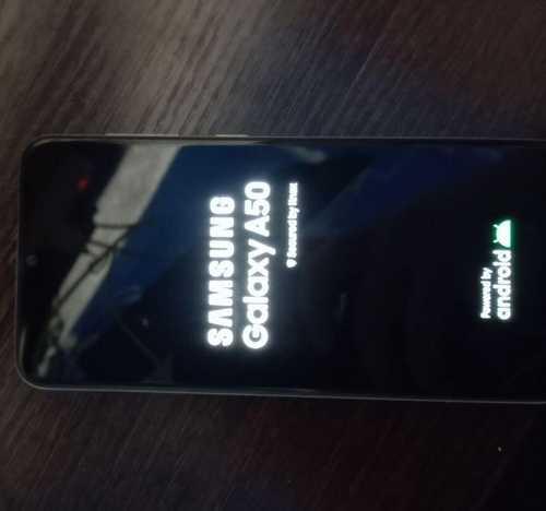 Samsung Galaxy A50, 4/64 ГБ