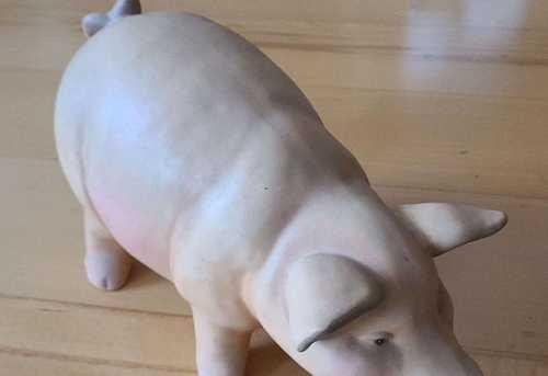 Скульптура свинка