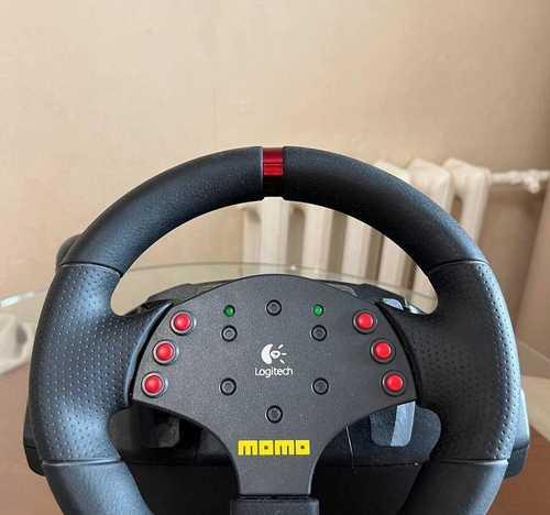 Игровой руль logitech momo racing