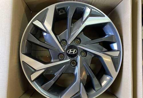 Новые литые диски r17 5x114.3 Hyundai ориг
