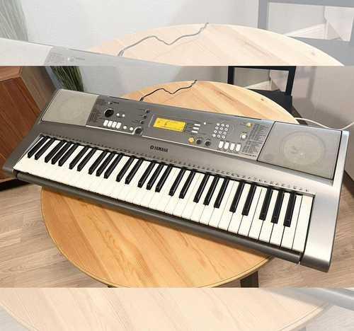 Синтезатор Yamaha PSR-R300