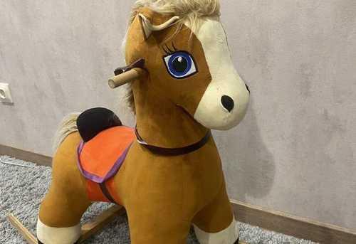 Детская качалка лошадь
