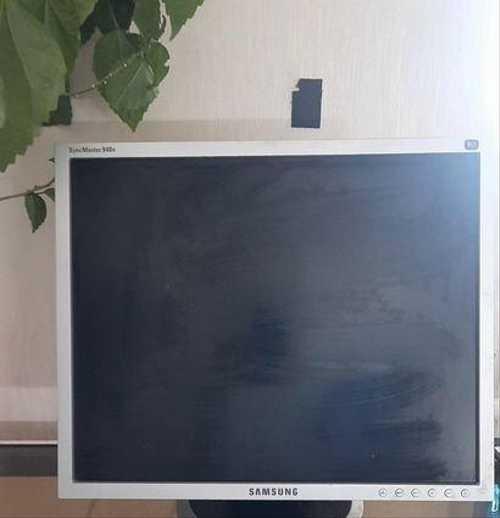 19" Монитор Samsung SyncMaster 940B