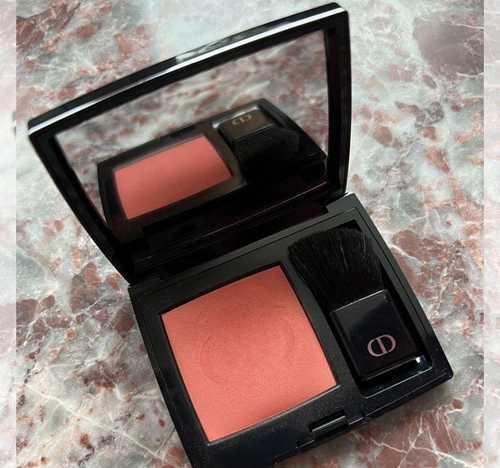 Румяна Dior Rouge blush