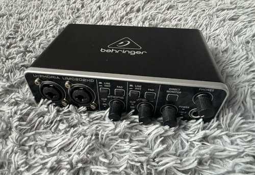 Behringer u-phoria umc202hd