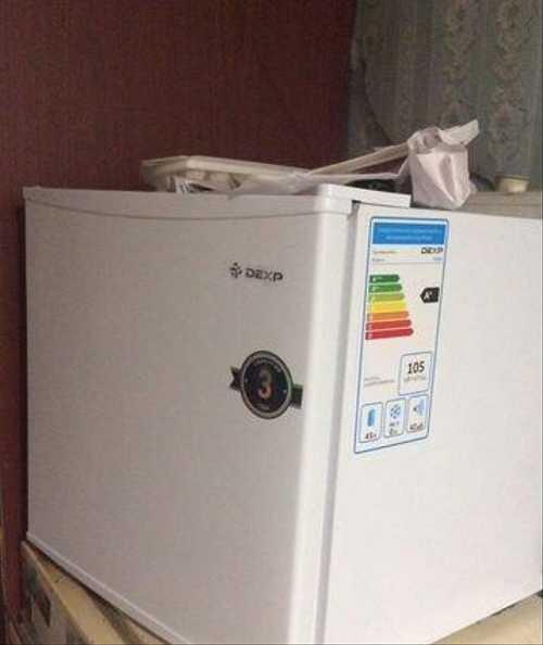 Минихолодильник dexp TF050D