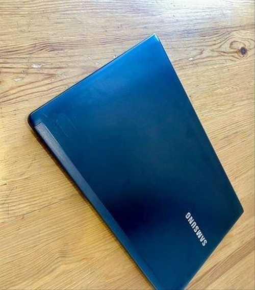 Ноутбук Samsung np470r5e