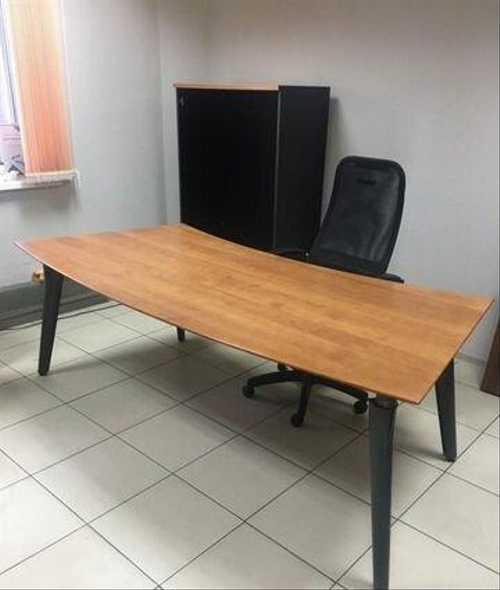 Письменный стол для руководителя офиса Италия