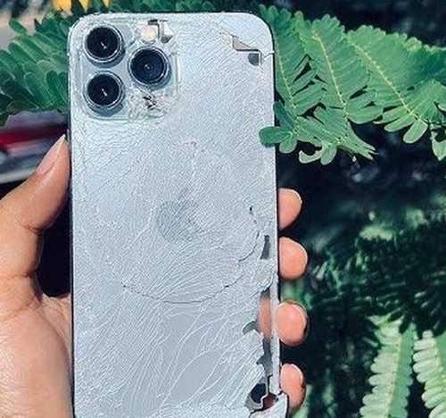 Замена ремонт задней крышки корпуса на iPhone 13 p