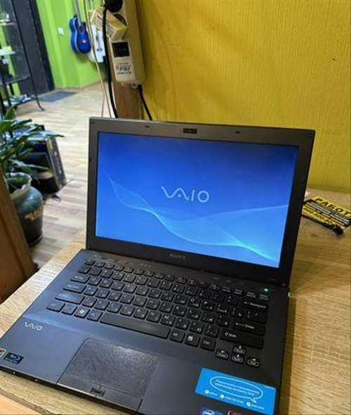 Мощный ультрабук Sony vpcsb13 Core i7/6/500/13.3"