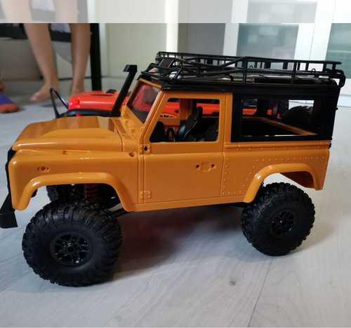 Радиоуправляемый Land Rover Defender 4WD