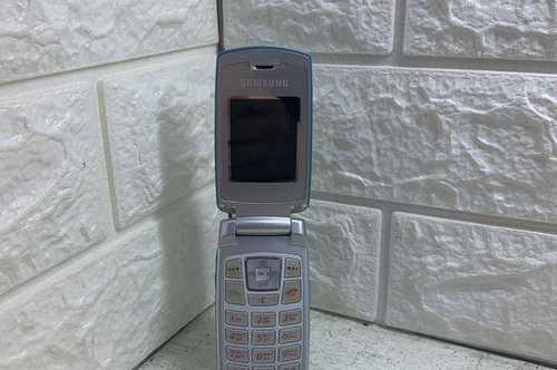 Кнопочный телефон Samsung SGH-X540