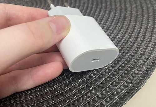 Быстрое Зарядное устройство Apple белый
