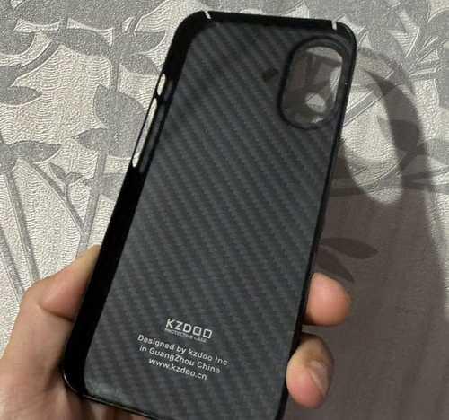 Чехол на iPhone 16