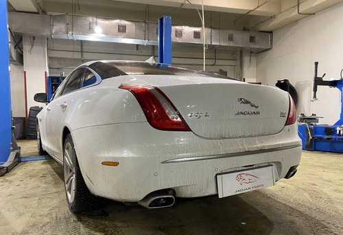 Jaguar XJ задний бампер