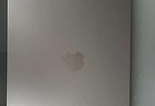 MacBook Air 15 m2, 8 Гб оперативной, 256 Гб